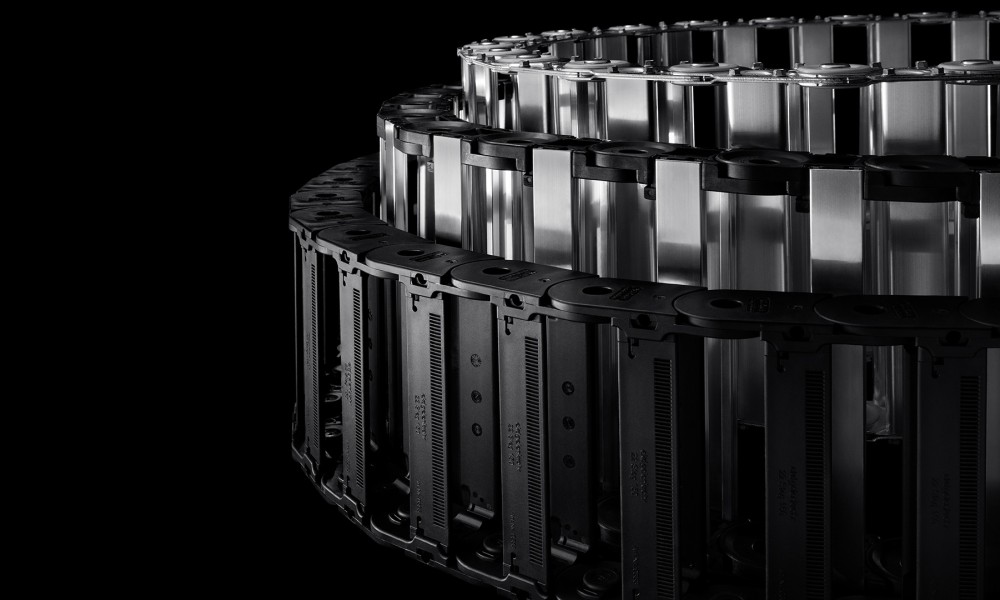 HELUCHAIN® DRAG CHAINS MADE OF STEEL, STAINLESS STEEL AND PLASTIC | HELU